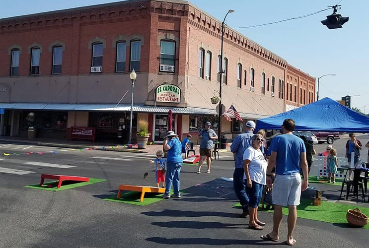 Prosser Farmer's Market - Prosser , WA